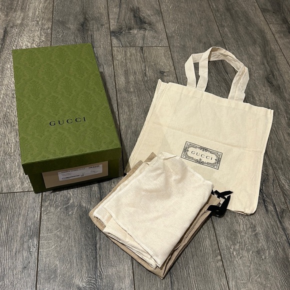 Gucci | Shoes | New Gucci Mens Empty Shoe Box Tote And 4 Dust Bags Off ...